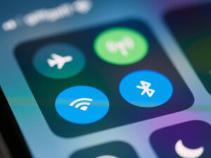 Bluetooth Technology: A Simple Guide - RandomXplorer